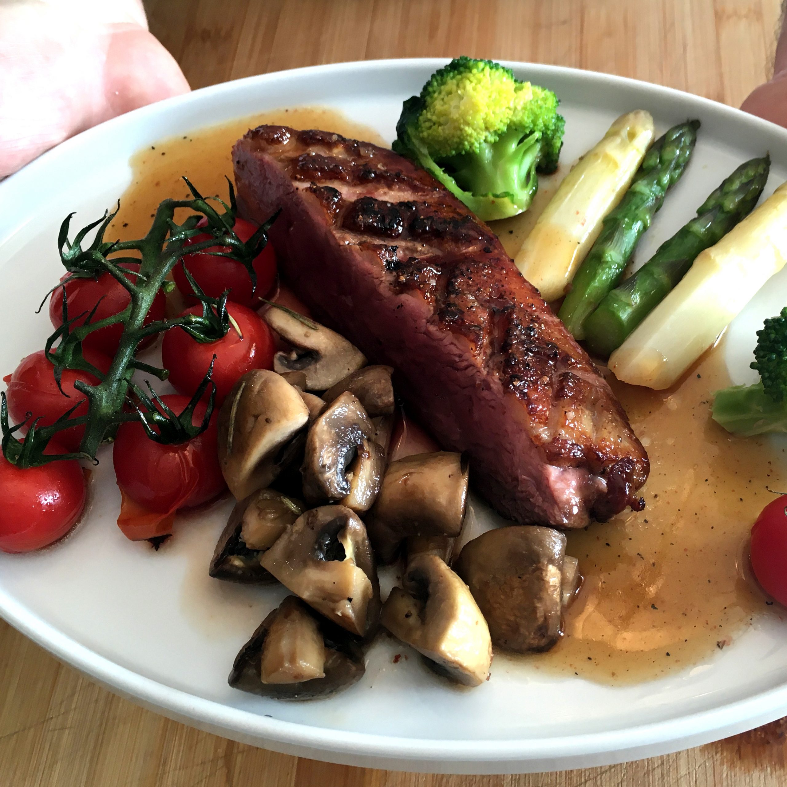 Magret de France | Magret de canard mariné à la sauce d'huître et laqué ...
